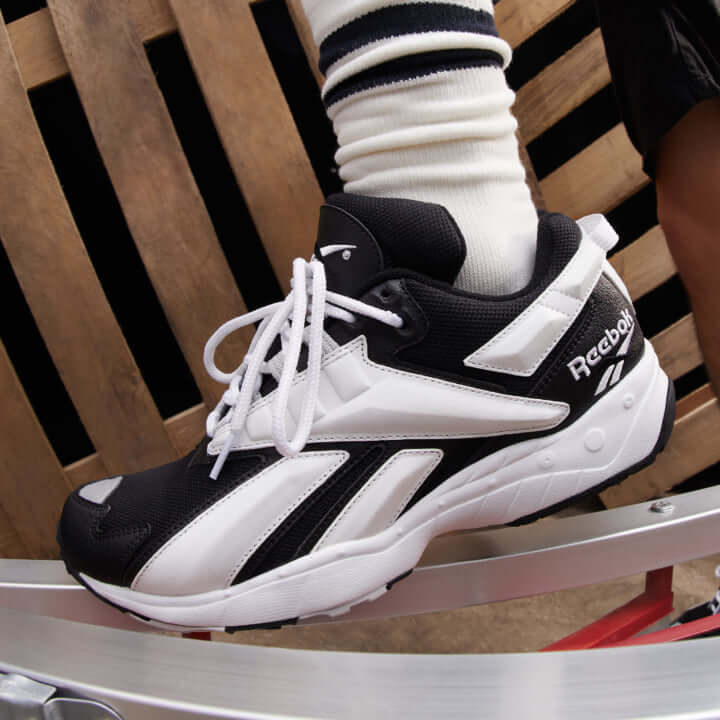 夏に即完売したリーボックのINTERVAL 96が発売！イメージムービーにE-girlsのYURINOが登場 | Qetic