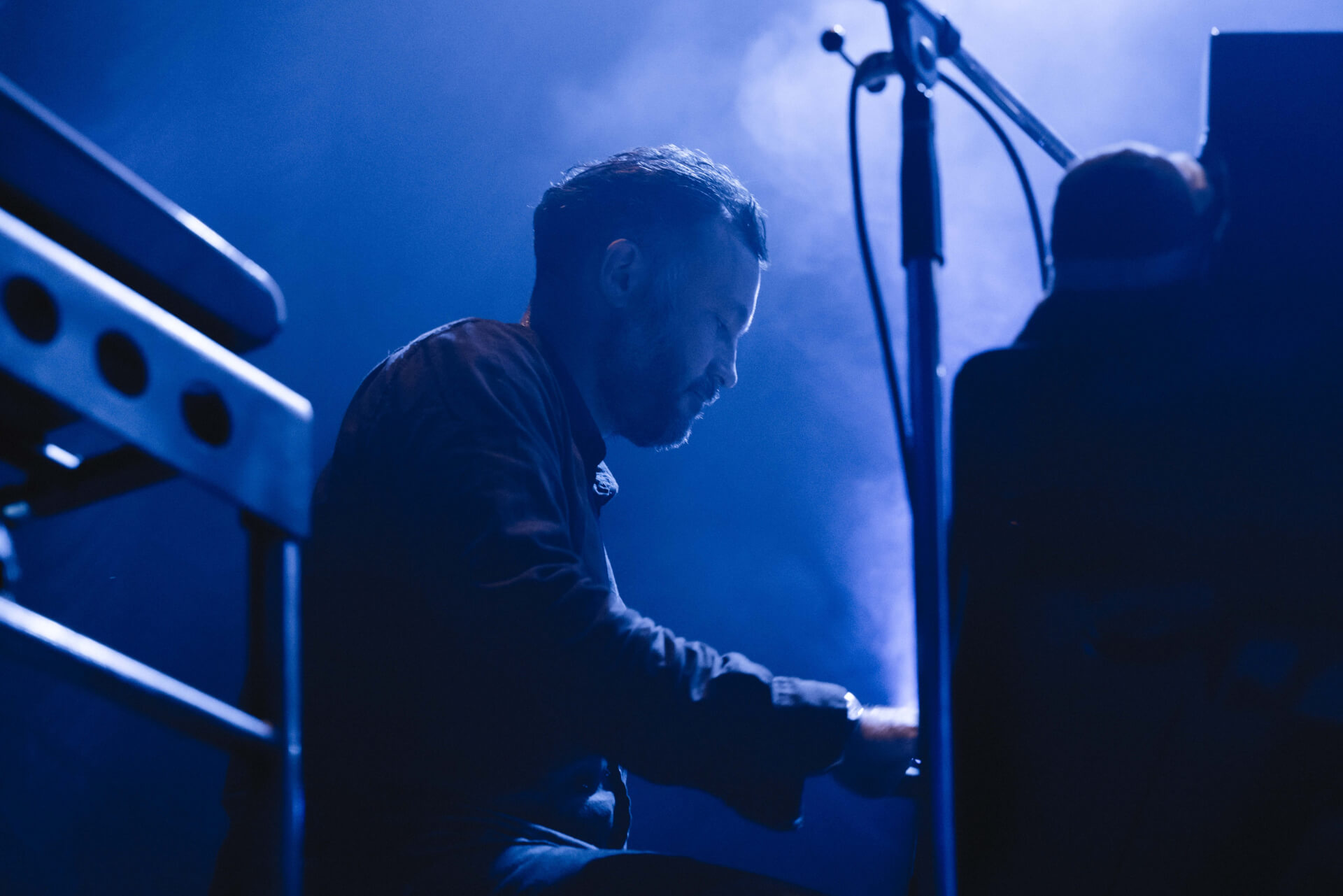 Penguin Cafeインタビュー｜南極のペンギン達に捧げた新作『Handfuls Of Night』の世界観を紐解く | Qetic