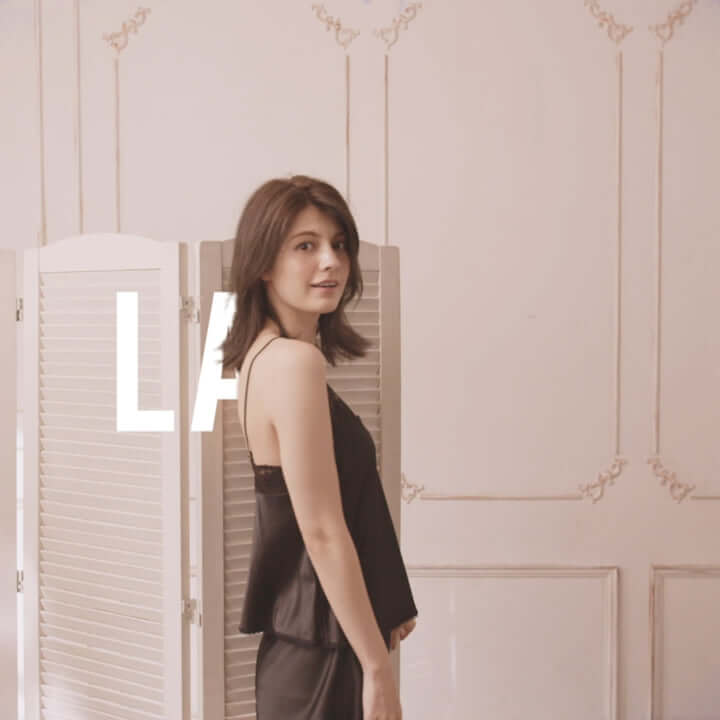 マギーが寝起き姿からバスルームショットまでセクシーに披露！『LACOCO』WEB限定イメージムービーが公開 | Qetic