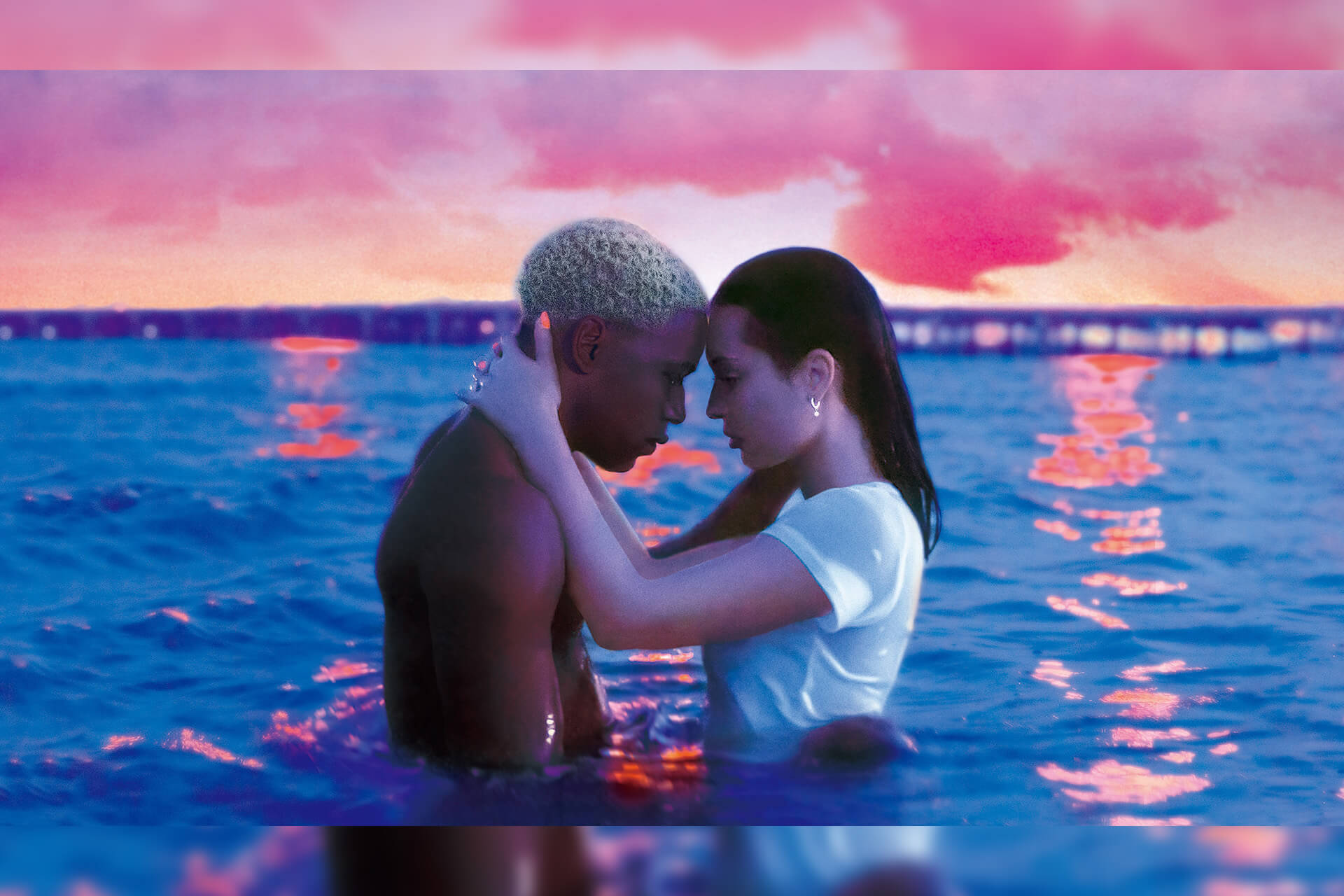 疾走感あふれる360°映像が心を洗い流す｜A24最新作『WAVES／ウェイブス』冒頭シーンが解禁！ | Qetic