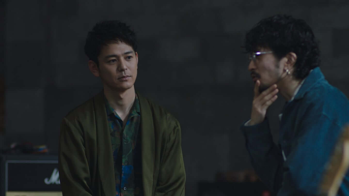 King Gnu常田大希が語る大人とは？サッポロ生ビール黒ラベルのCM「大人エレベーター」に登場！ | Qetic