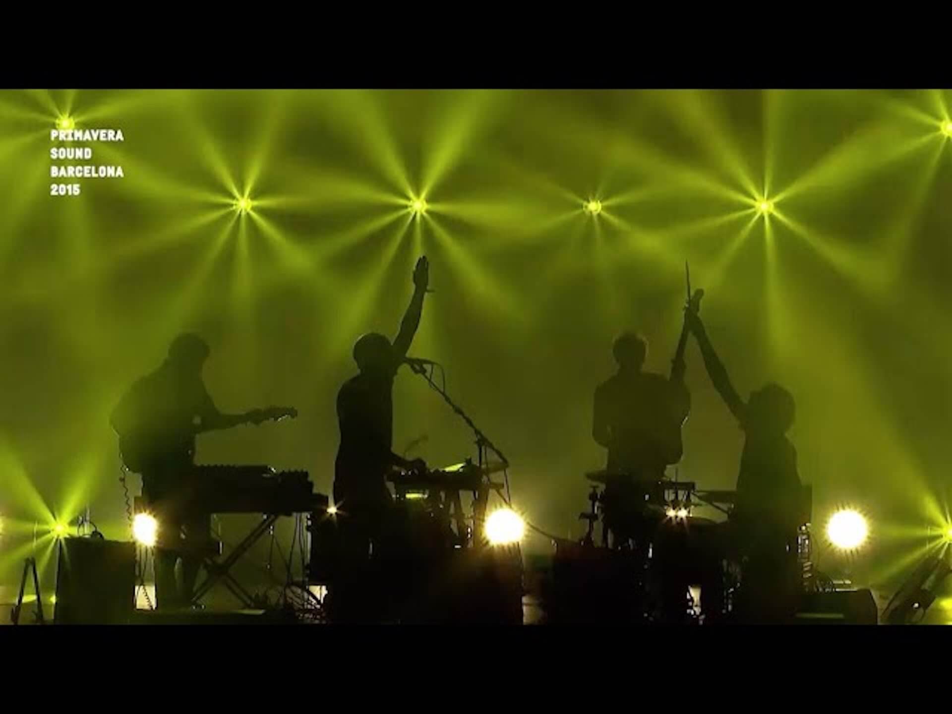 CARIBOUが＜Primavera Sound 2015＞に出演した際の1時間に及ぶフル・ライブ映像をYouTubeで公開！ | Qetic