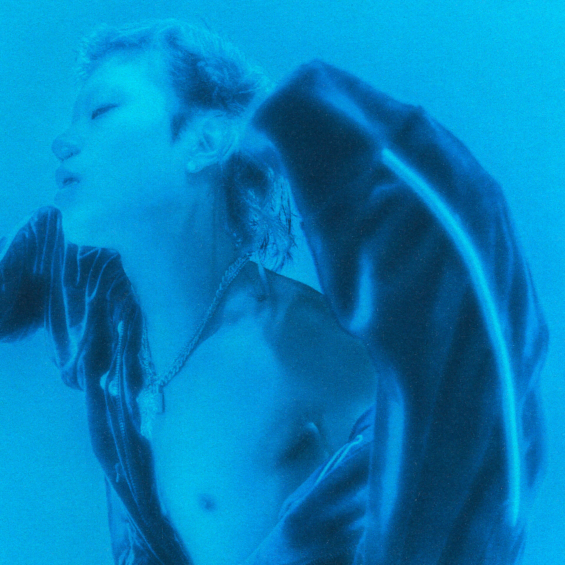 Tohjiが1年振りの新作“プロペラ *i feel ima propella "she" she wanna hit”をリリース！MVも公開 | Qetic