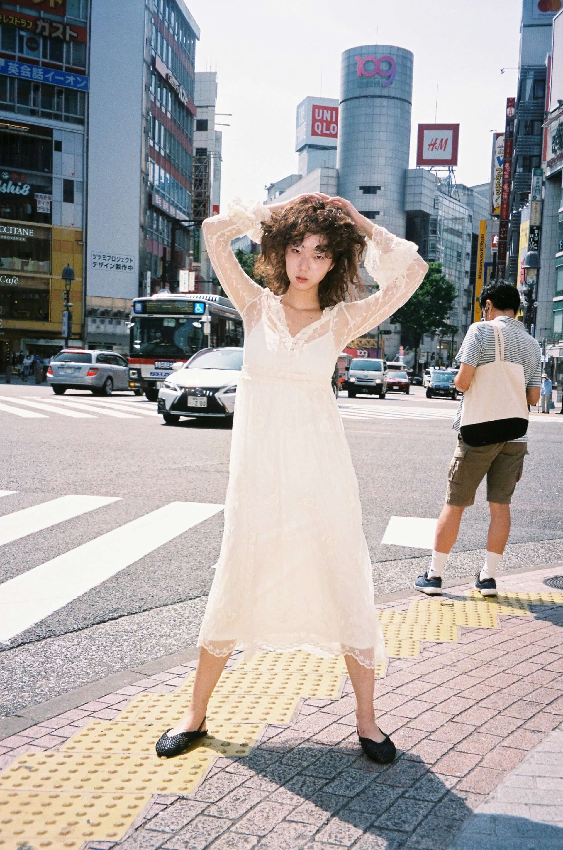 368170 yamamotoikuta_col7_08 | PHOTO GALLERY：YAMAMOTO×IKUTA VOL.7｜Become a flower | Qetic