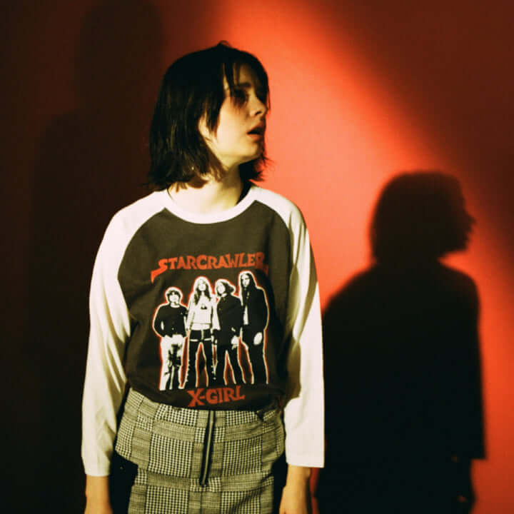 STARCRAWLERがX-girlとのコラボアイテムを発表！2ndアルバム『Devour You』のアロウ・デ・ワイルドのビジュアルを使用し ...