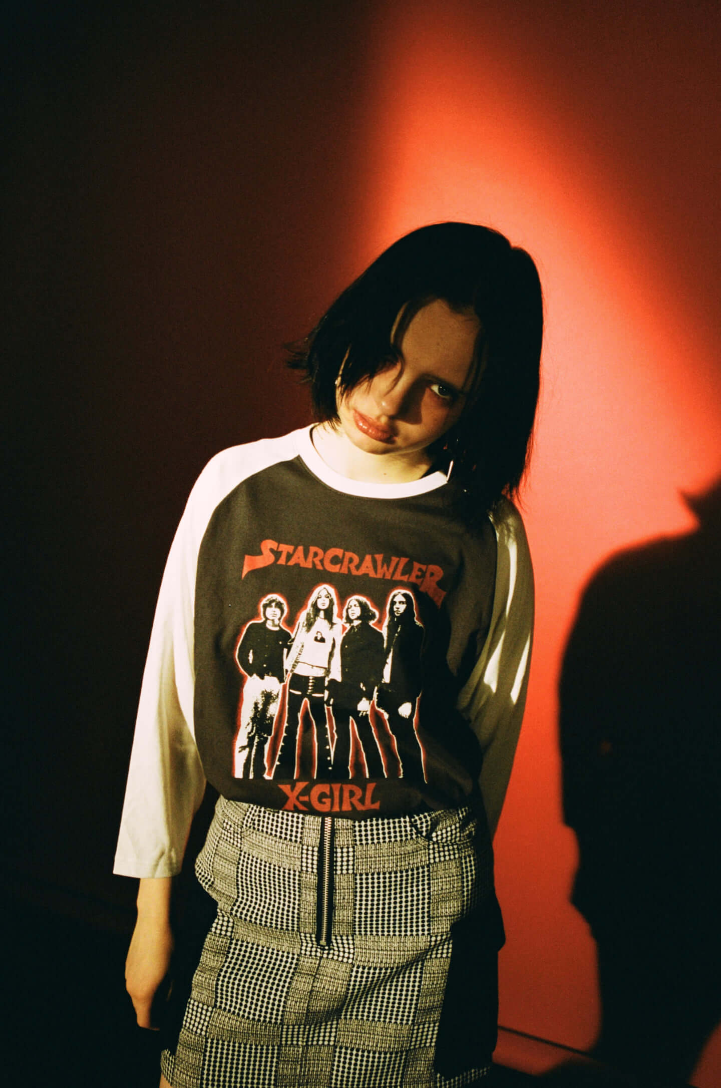 STARCRAWLERがX-girlとのコラボアイテムを発表！2ndアルバム『Devour You』のアロウ・デ・ワイルドのビジュアルを使用し ...