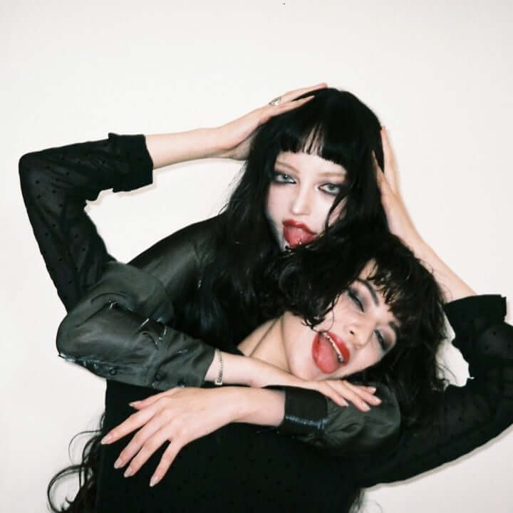 360385 column_yamotoikuta_foxxy_01 | PHOTO GALLERY：YAMAMOTO×IKUTA VOL.1｜FOXXY | Qetic