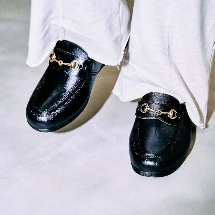 bench初のオールシーズンサンダル「BENSAN-F」の発売が決定！ローファーをベースとした4種類が登場 | Qetic