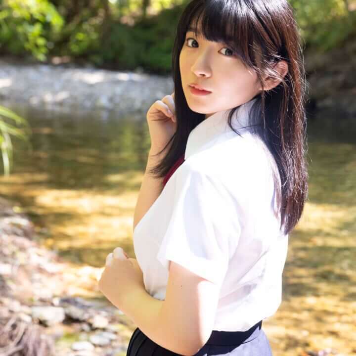 現役女子高生声優が“お風呂上りを思わせる濡れ髪…”進藤あまね1st写真集カット＆発売記念イベントも | Qetic