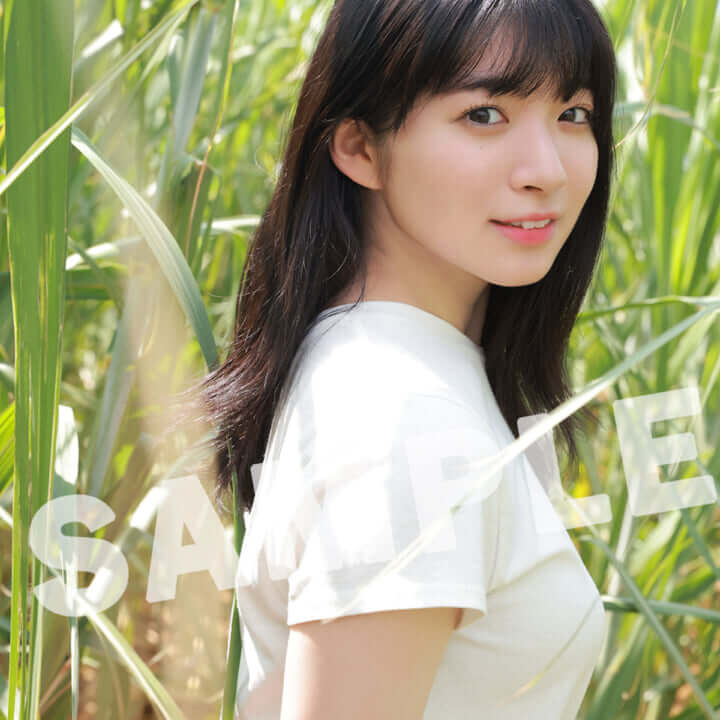 現役女子高生声優が“お風呂上りを思わせる濡れ髪…”進藤あまね1st写真集カット＆発売記念イベントも | Qetic
