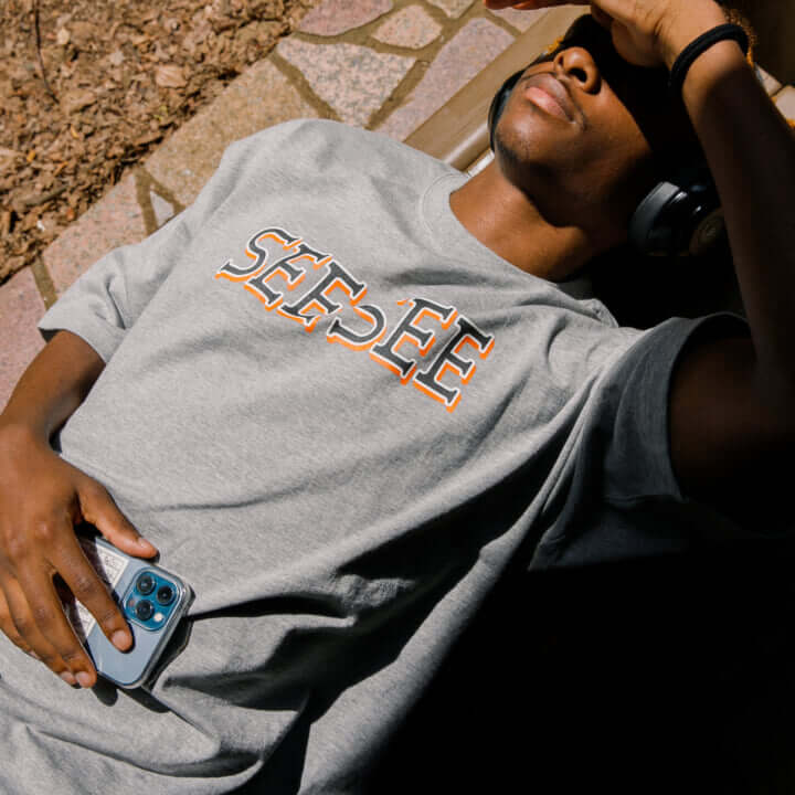 「SEESEE」TシャツコレクションがURBAN RESEARCH BUYERS SELECTにてリリース | Qetic