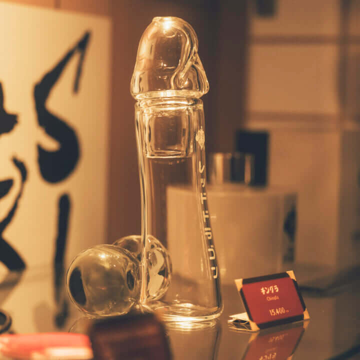 459002 K.Motoyoshi Red Dragon | PHOTO GALLERY：エロ&ポップと東京サブカルチャーの融合——六本木、大人のテーマパーク『Red Dragon』 | Qetic