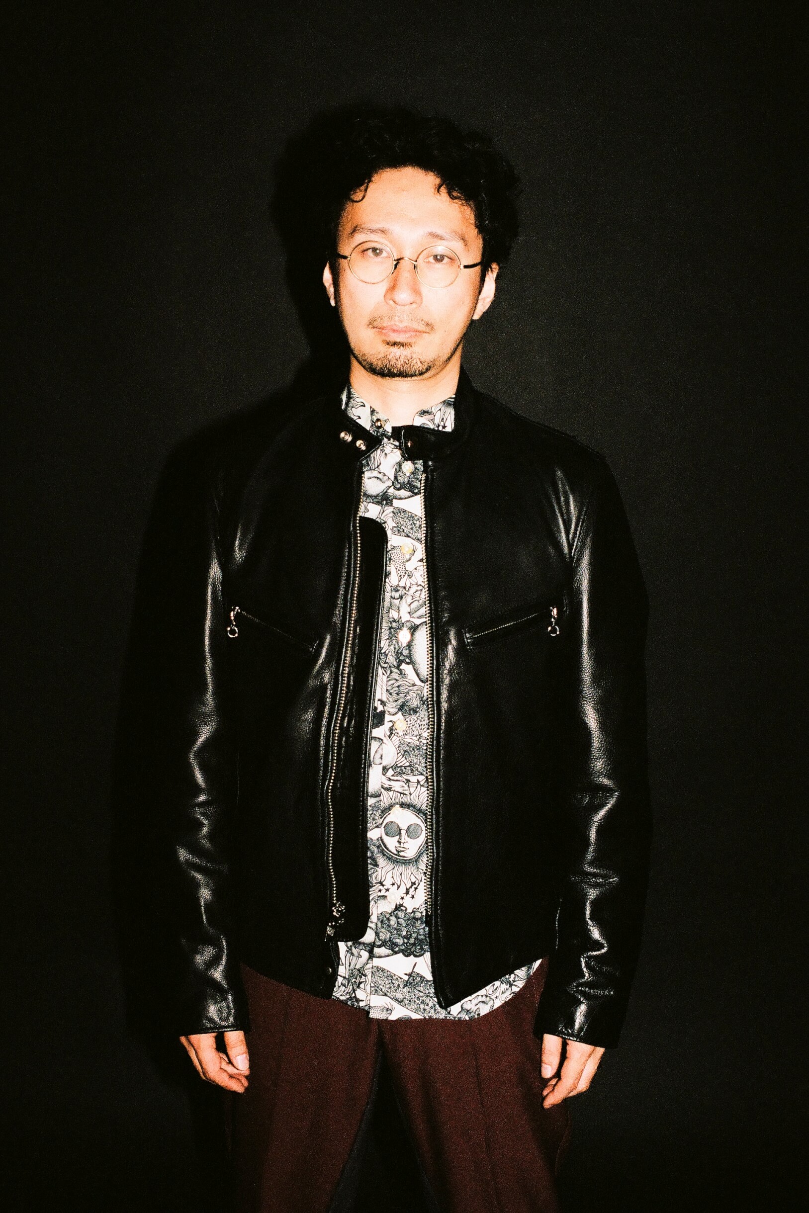 464503 Nightcap SIS | PHOTO GALLERY：Nightcap──Schott×Qetic Special content｜Vol.3：SIS | Qetic